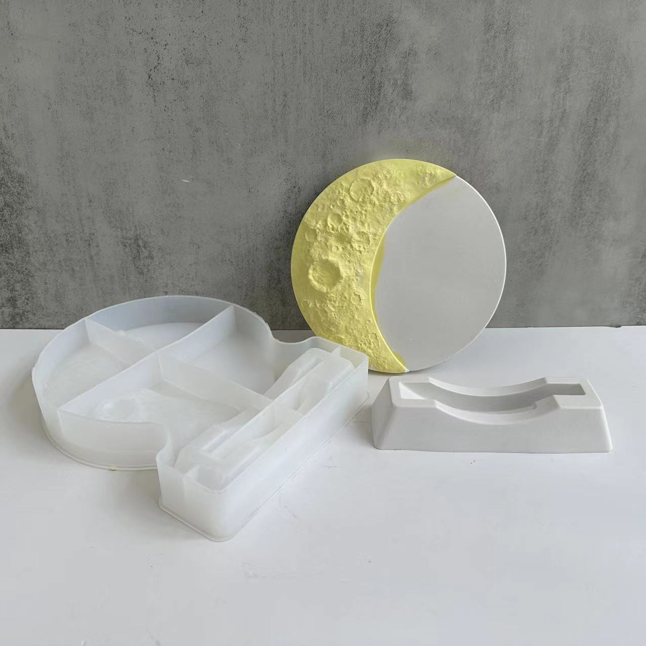 New Moon Shaped Mold 新月擺設模具 – Candle Element